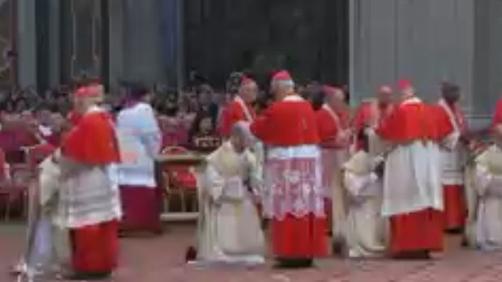 Dublin Palestrina Choir sings in Papal mass