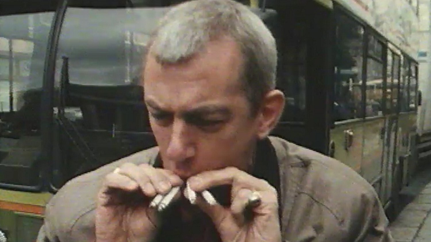 RTÉ Archives | Health | No Smoking On Buses