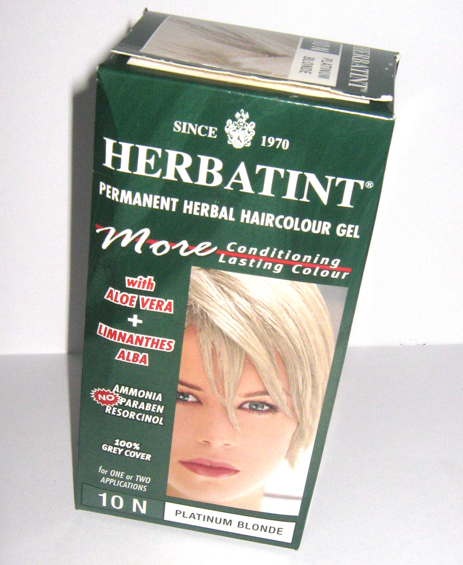 Herbatint: Natural hair colour