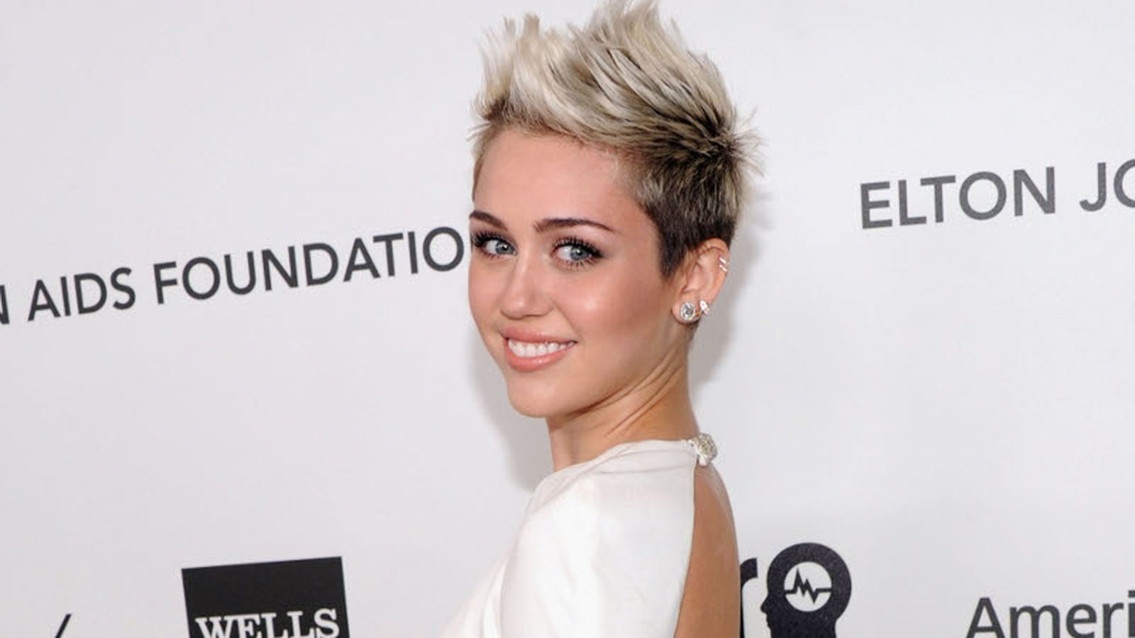 Miley says Britney Spears understands her Miley says Britney Spears understands her