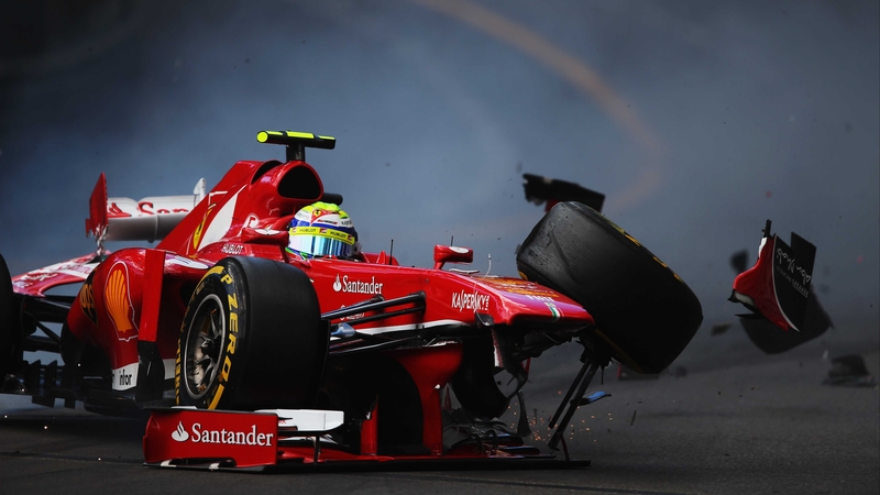 Massa unhurt after crash in final practice