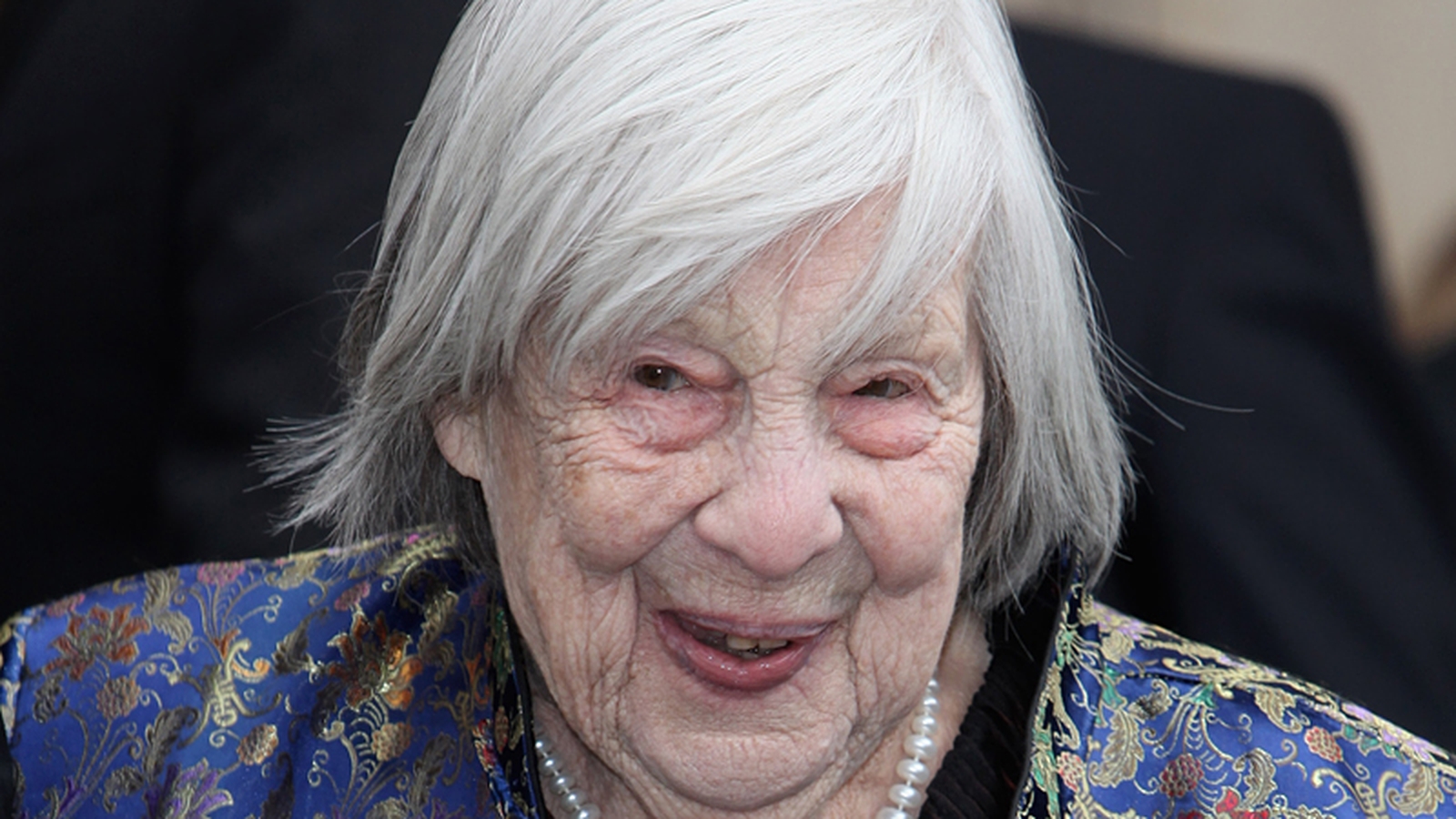 EastEnders legend Anna Wing dies