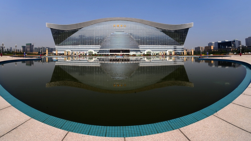 World's largest building opens in China