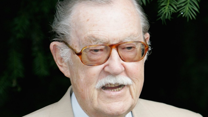 Broadcaster Alan Whicker dies aged 87