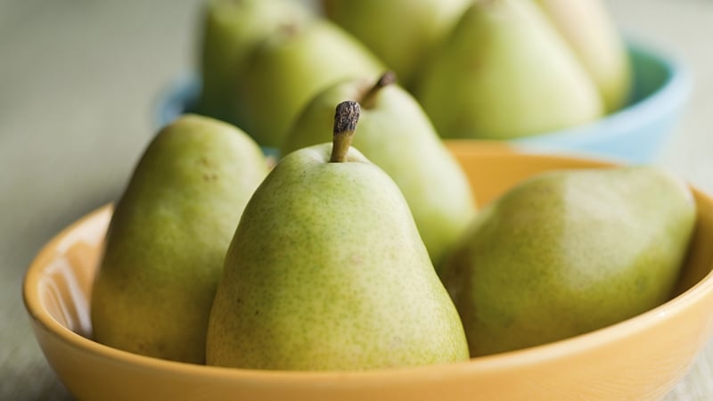 Mulled Port Pears with Port Jelly: Rachel Allen