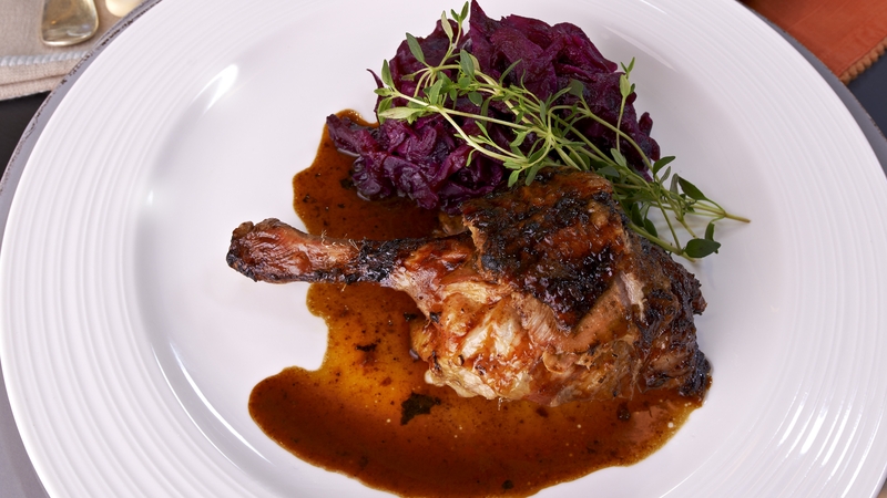 Honey-roasted duck with red cabbage