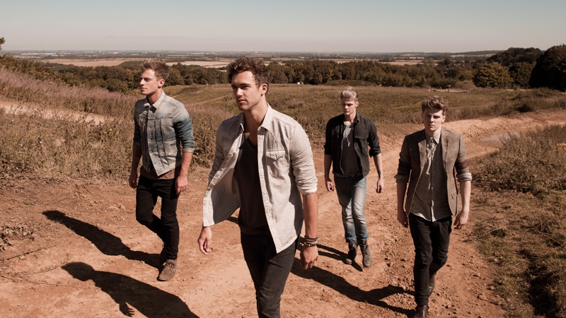 Lawson play live session for Weekenders