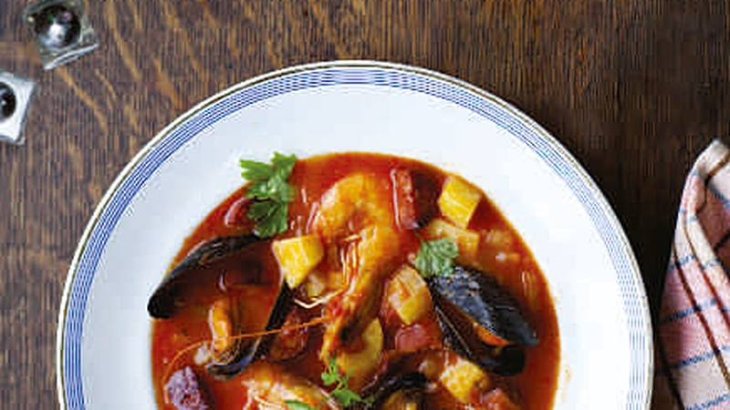 Rich Tomato Shellfish Soup