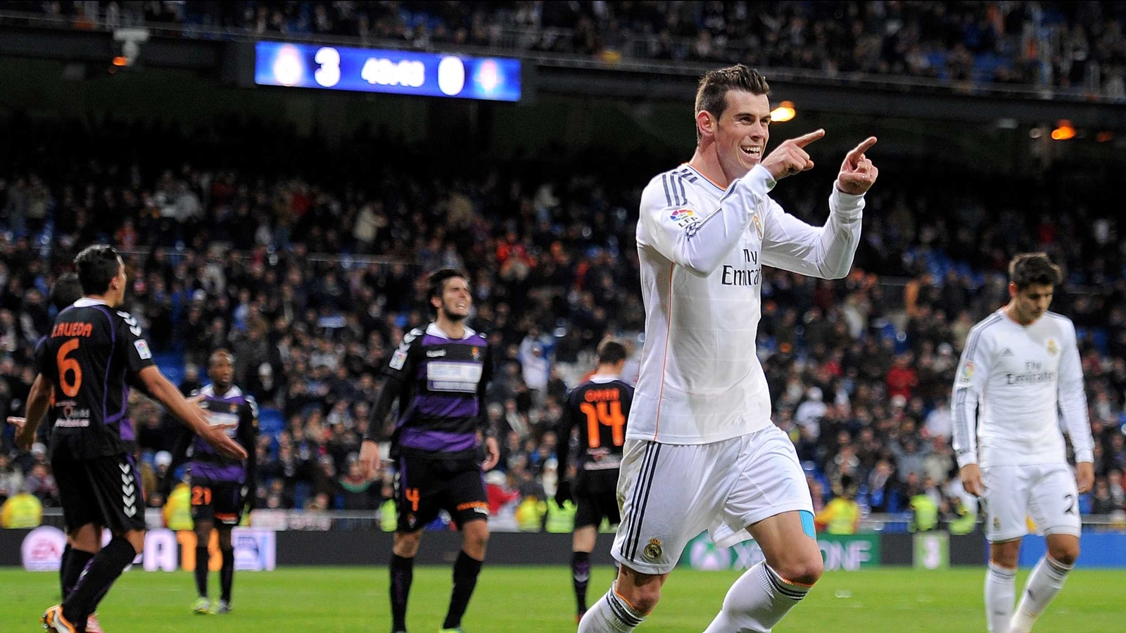 Bale becomes Real royalty after hat-trick heroics