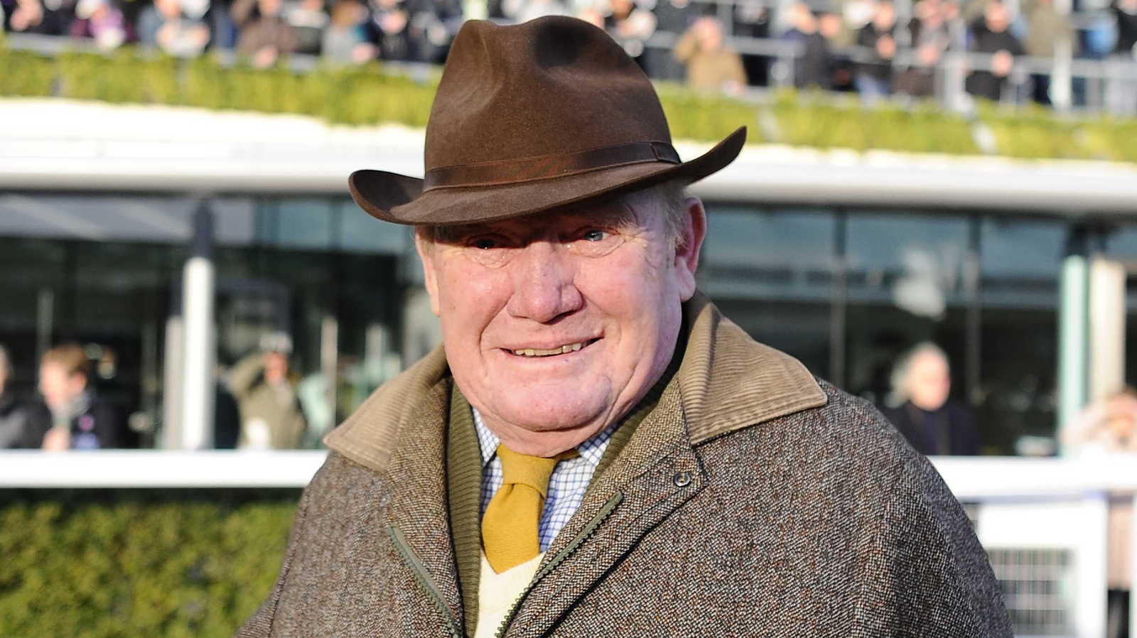 Former champion jockey Biddlecombe dies aged 72