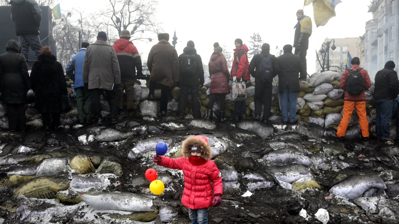 Thousands gather in Kiev in fresh protest rally