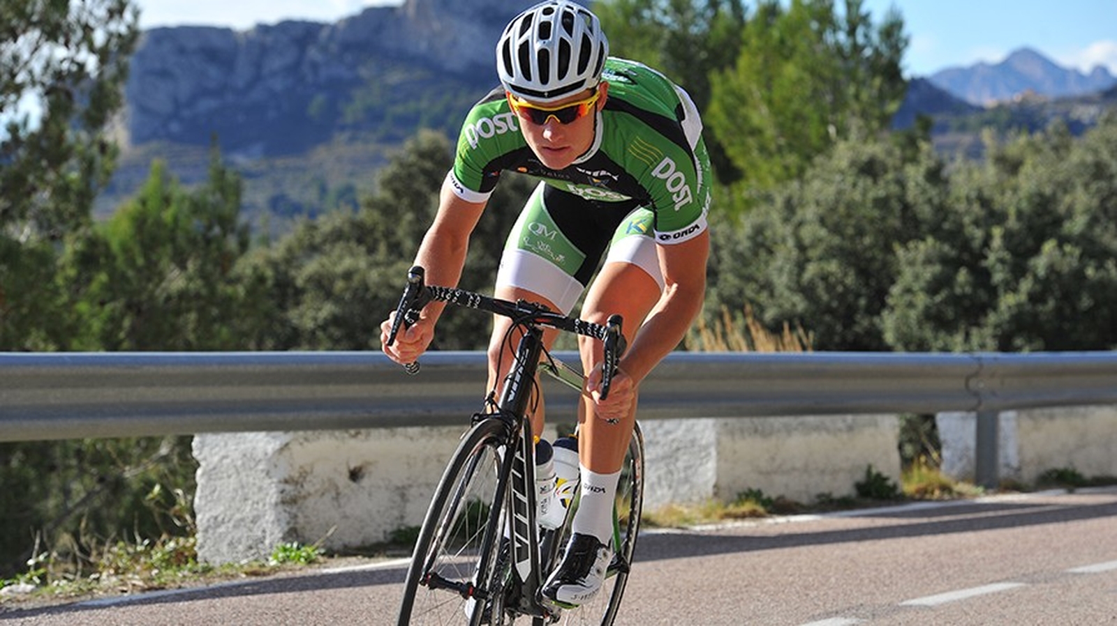 Mullen medal boosts Irish trio's hopes