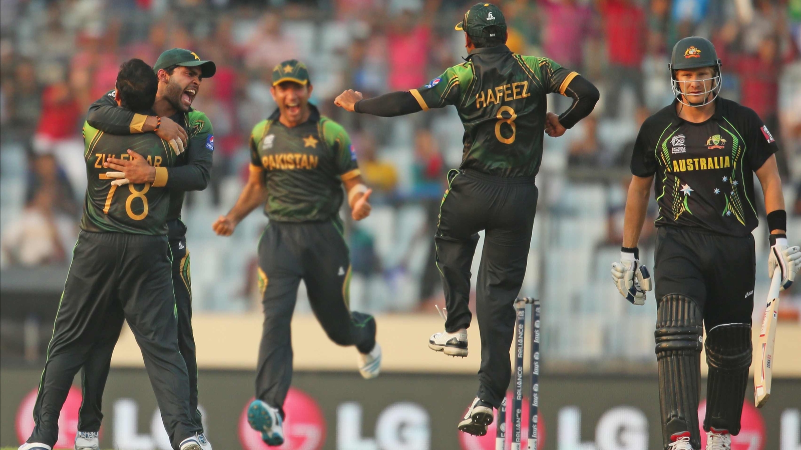 Pakistan earn 16-run win over Australia