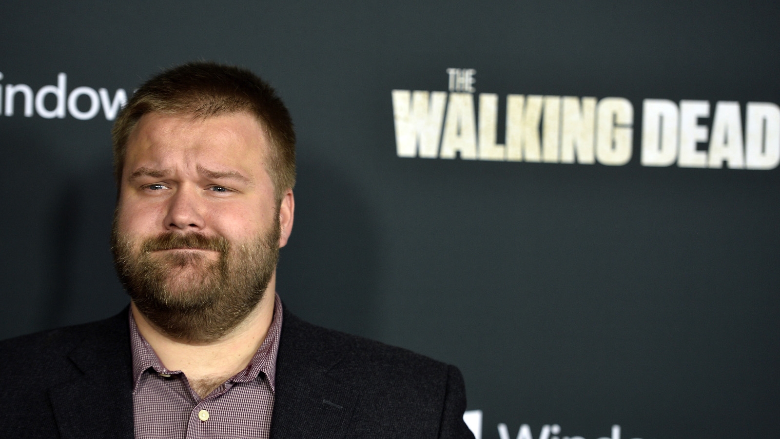 The Walking Dead writer teases S4 finale