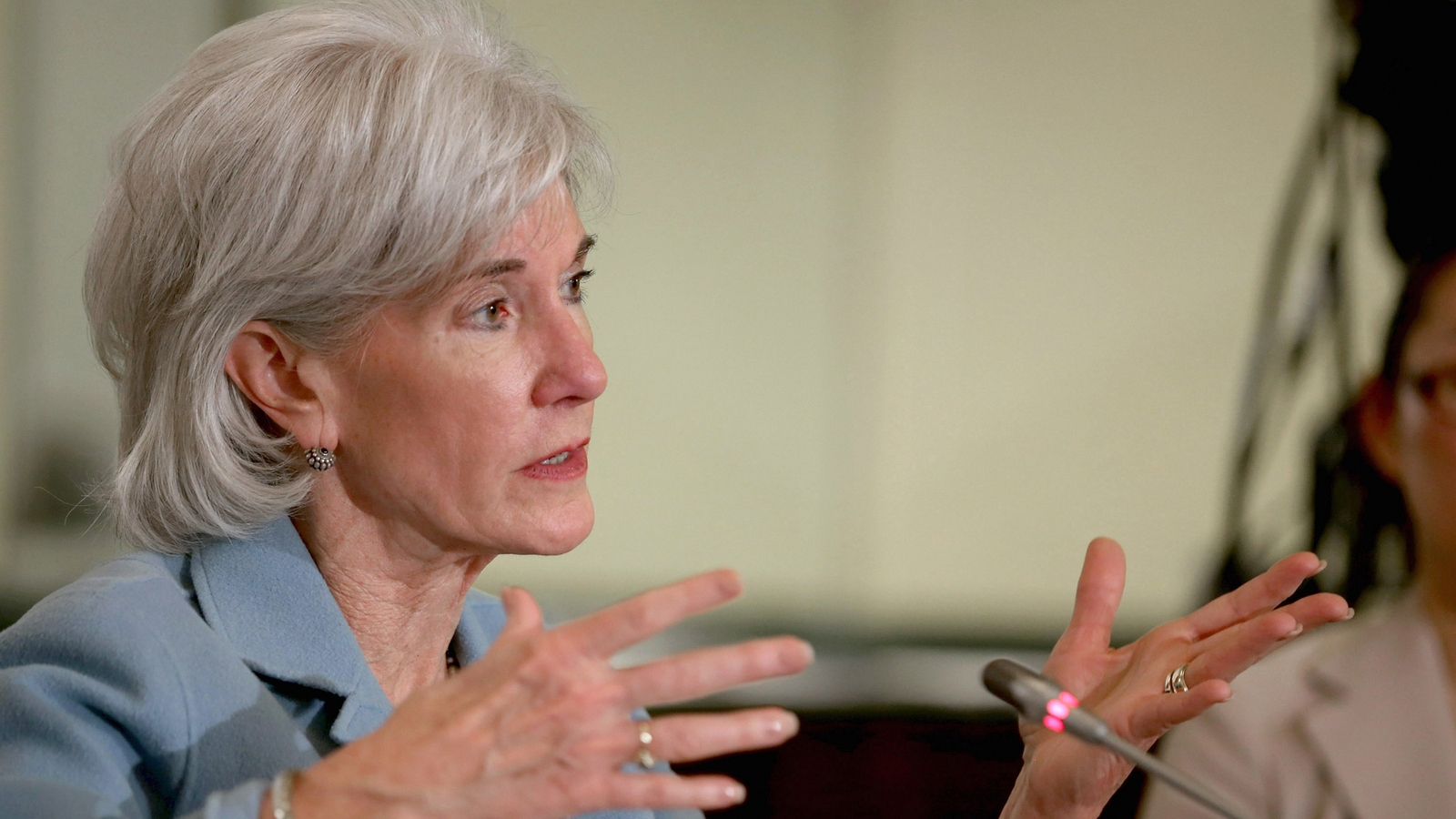 US Health Secretary Resigns After Obamacare Issues us-health-secretary-resigns-after-obamacare-issues