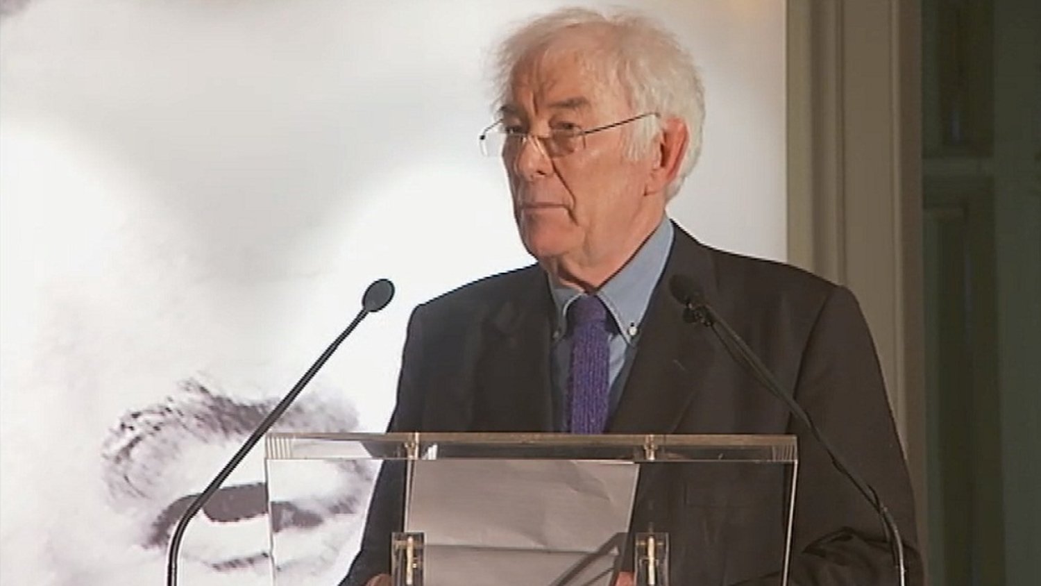 RTÉ Archives | Arts and Culture | Heaney at 70