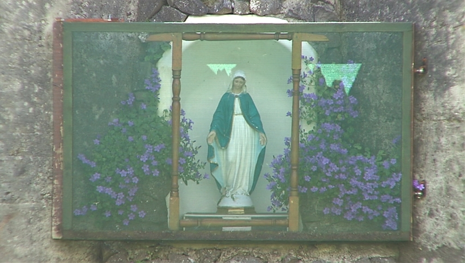 Kenny call to determine extent of mass graves