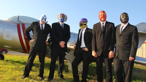 Debut Irish show for Los Straitjackets