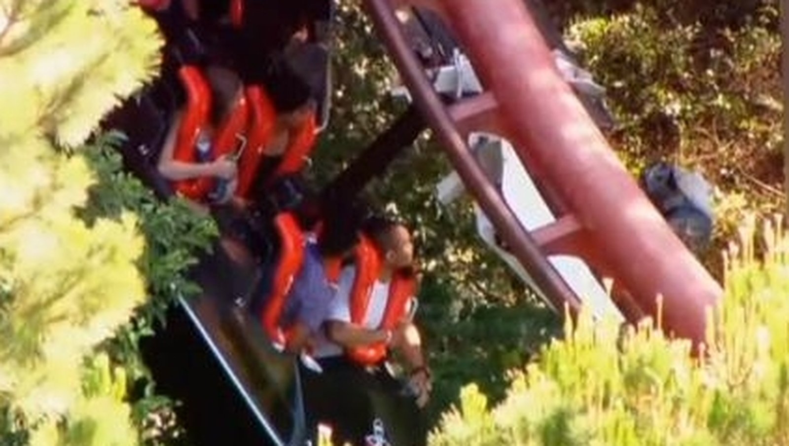 Four hurt as Six Flags 'Ninja' roller coaster derails