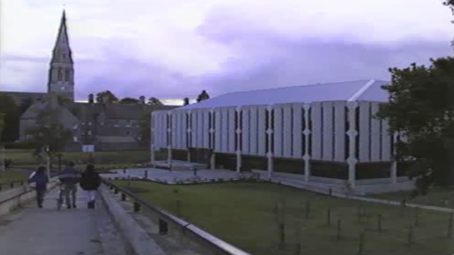 RTÉ Archives | Education | Maynooth College Gets New Library