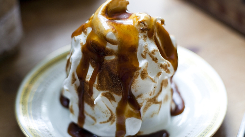 Mini Sticky Toffee Pudding Baked Alaska