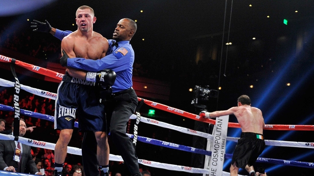 Gallery: Andy Lee becomes champion of the world