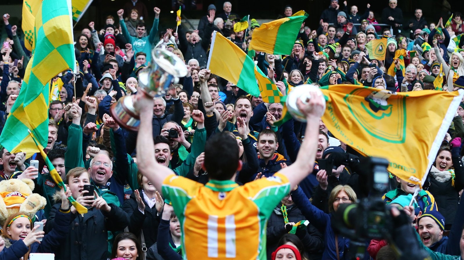 Corofin crowned football champions at HQ