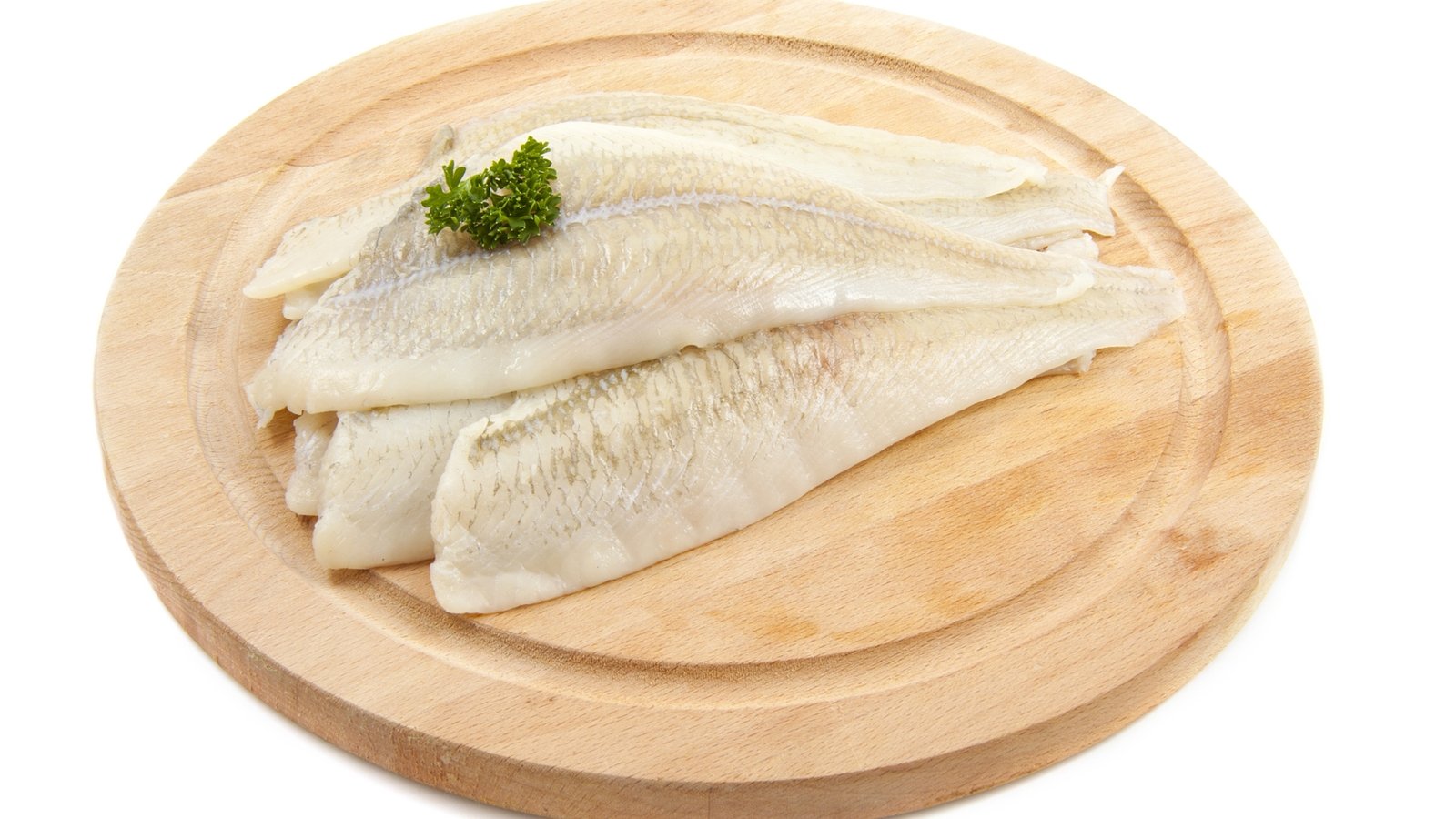 Pan Fried Plaice with Peas, Horseradish and Smoked