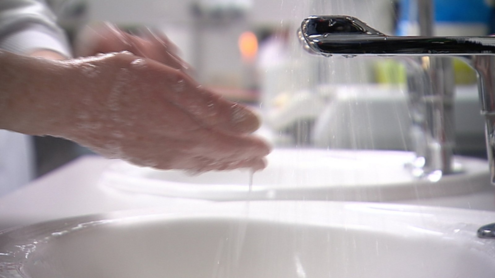 HIQA reports on overcrowding, poor hand hygiene