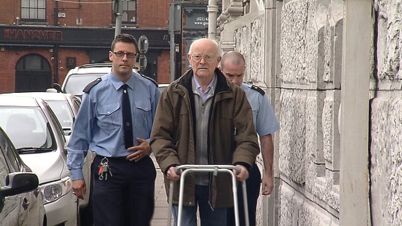 Suspended sentence for priest who assaulted two girls