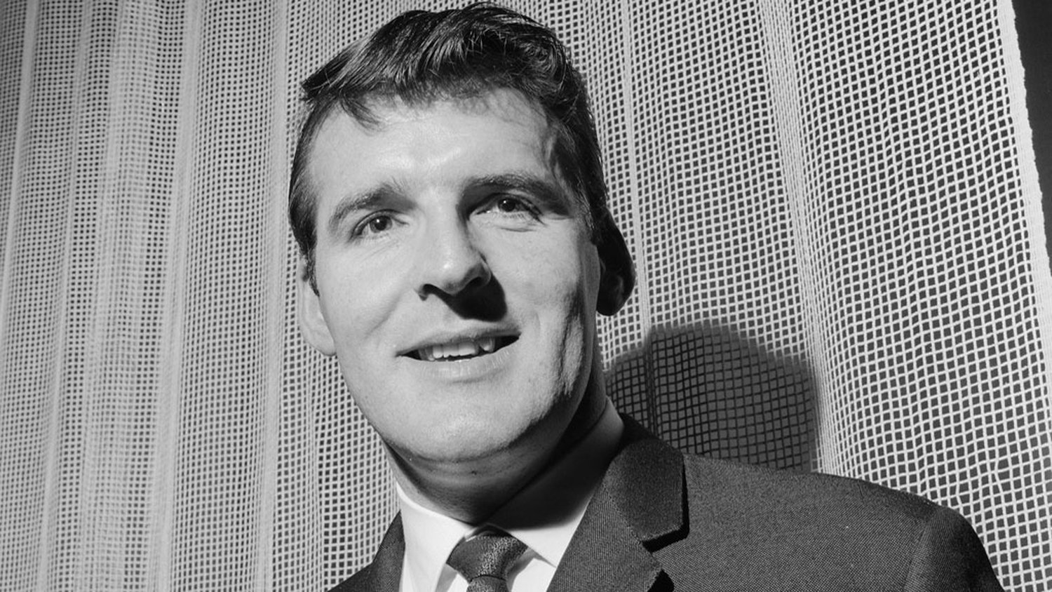 RTÉ Archives | Entertainment | 2nd Place for Sean Dunphy