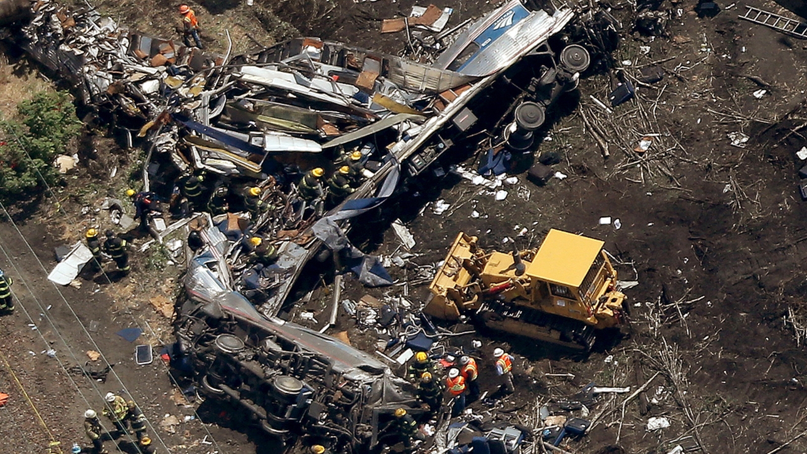 US train crash death toll rises to 8