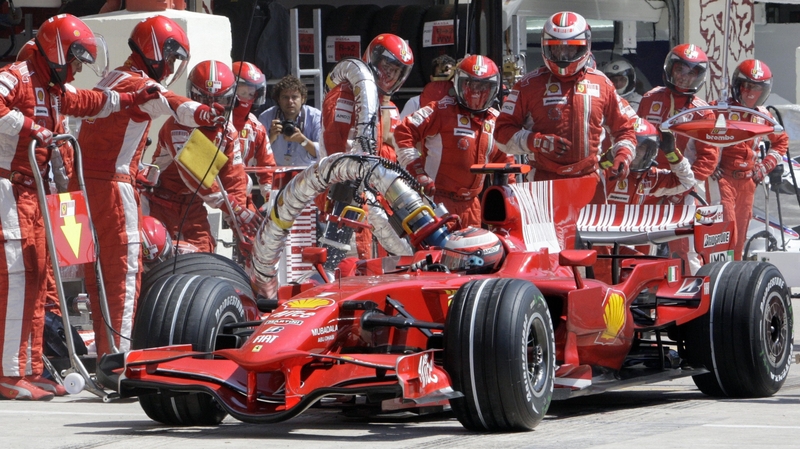 F1 to bring back refuelling in rules revamp