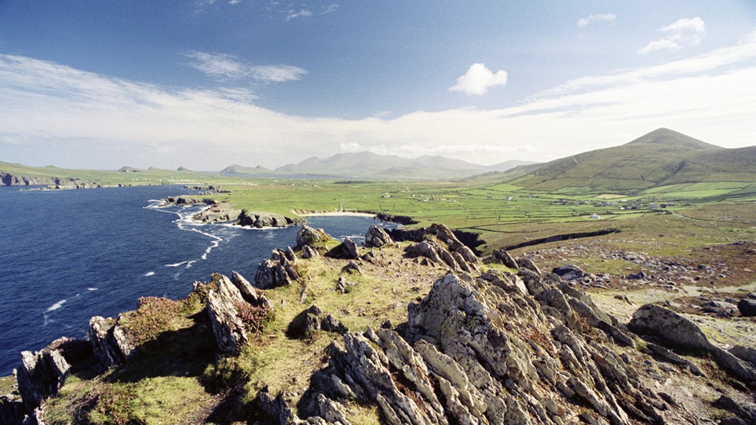 RTÉ Archives | Environment | Dingle Or An Daingean?