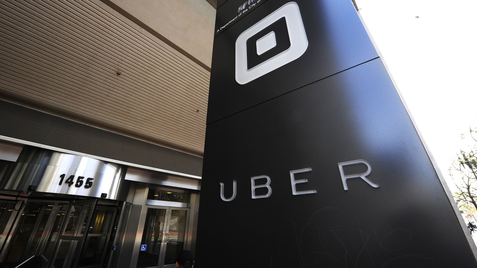 Uber sells ATG self-driving business to Aurora