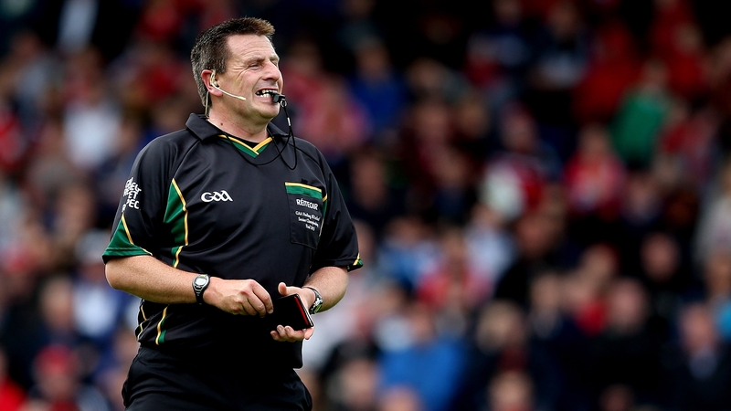 Gavin will referee semi-final as ban is overturned