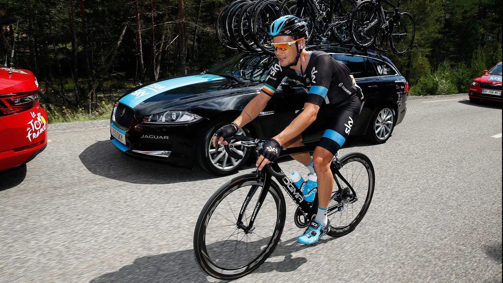 Nicolas Roche questions Wiggins' use of TUEs