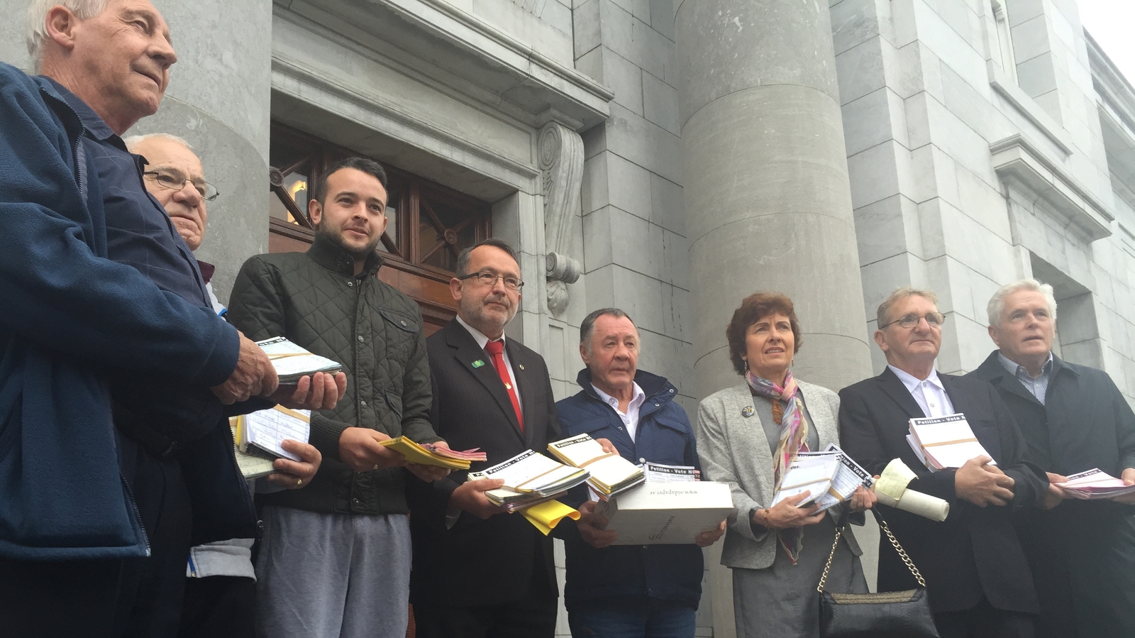 Irish Water boycott petition given to Cork mayor