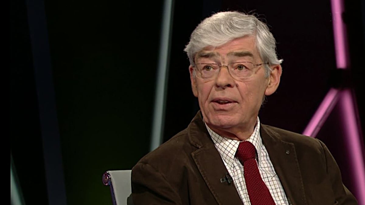 Alan Dukes, tráchtaire & iar-aire. | Adhmhaidin - RTÉ Raidió na Gaeltachta