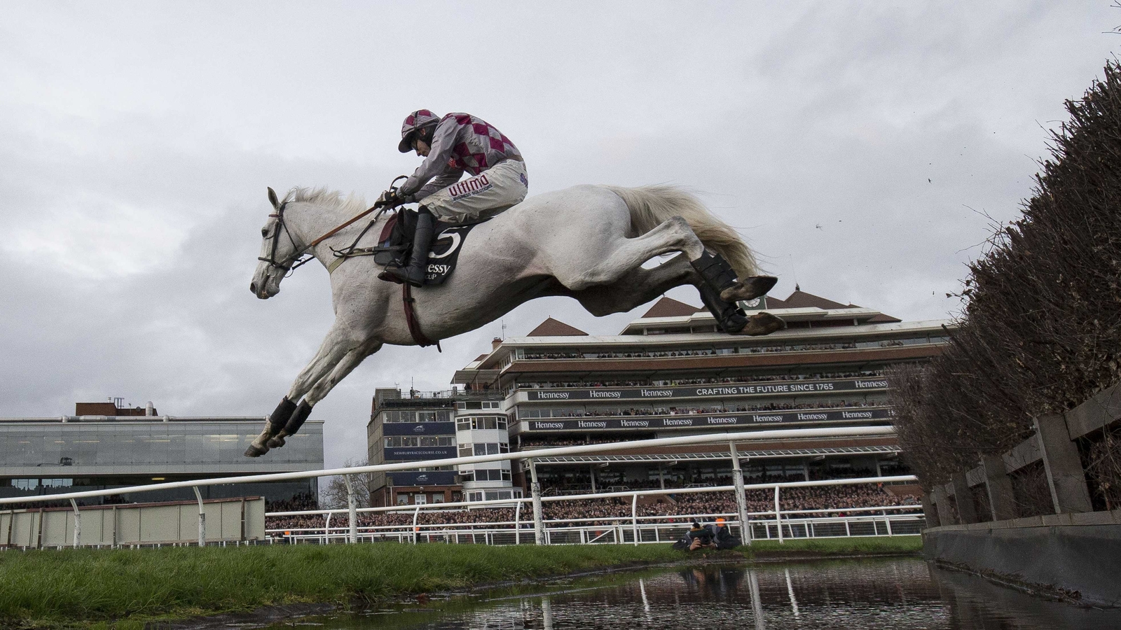 Smad Place gets green light for King George