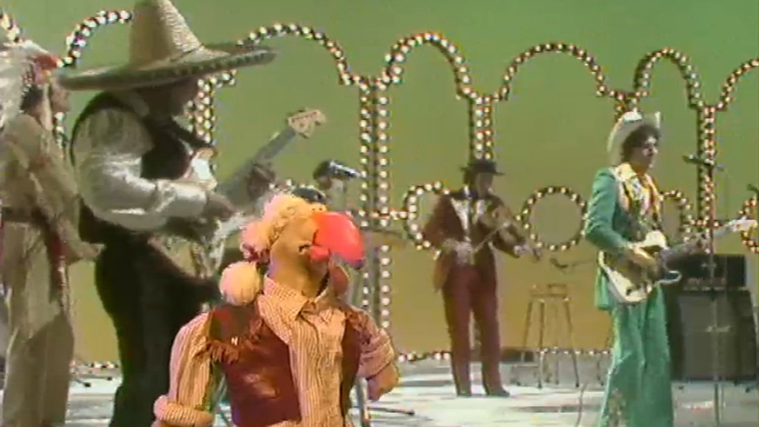 RTÉ Archives | Entertainment | Dustin's Daily News