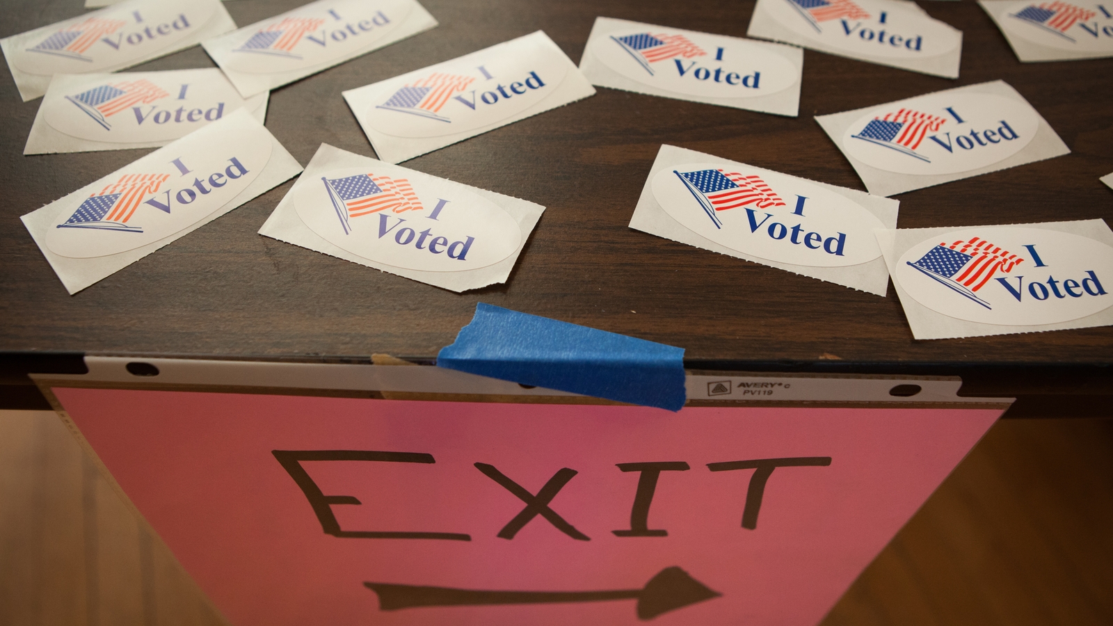 Voting in US 'Super Tuesday' primaries under way