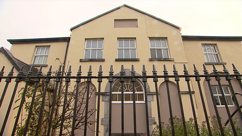 Man to go on trial over incident involving gardaí