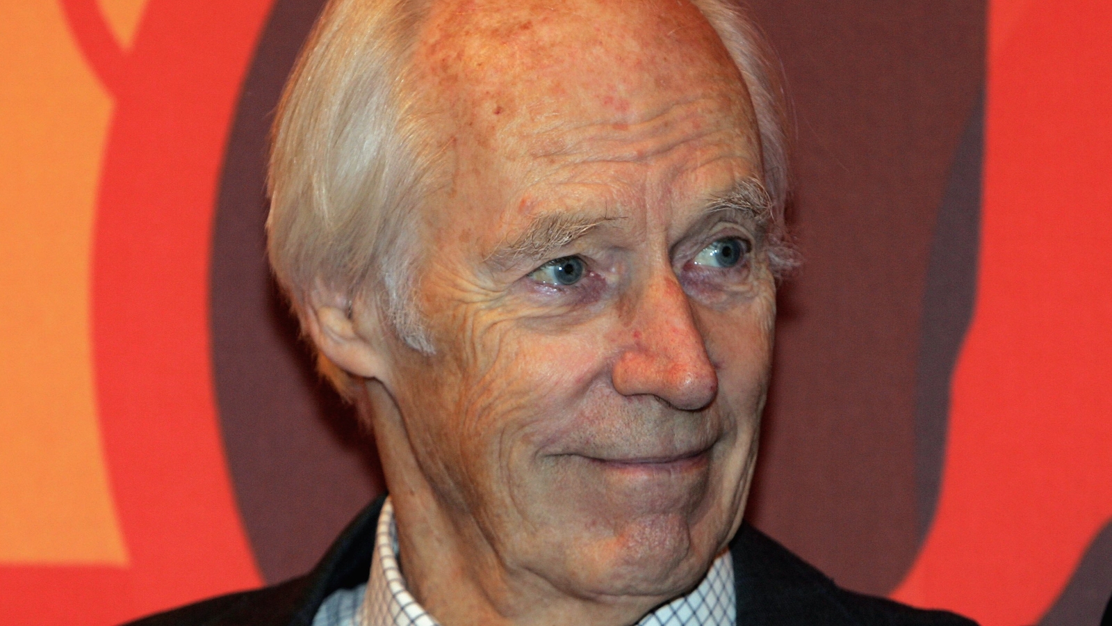 Tributes paid to 'Fifth Beatle' George Martin