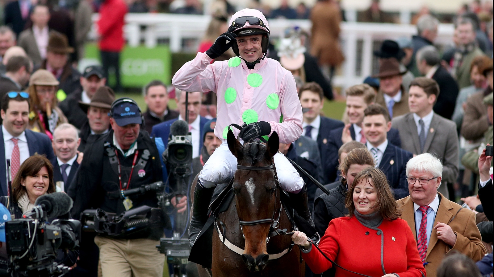 Douvan delivers Arkle glory in fine style