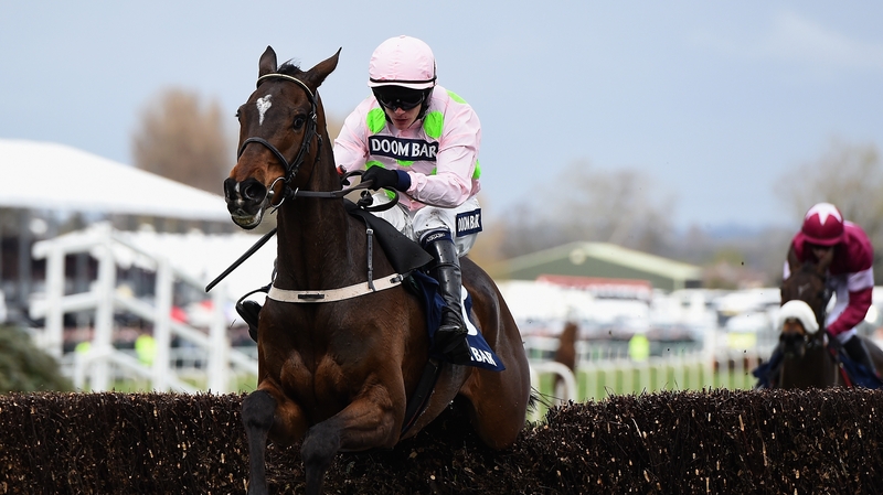 Douvan impresses in Aintree stroll