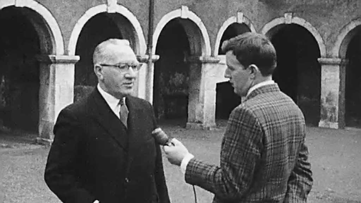 RTÉ Archives | Environment | Skiddy's Almshouse