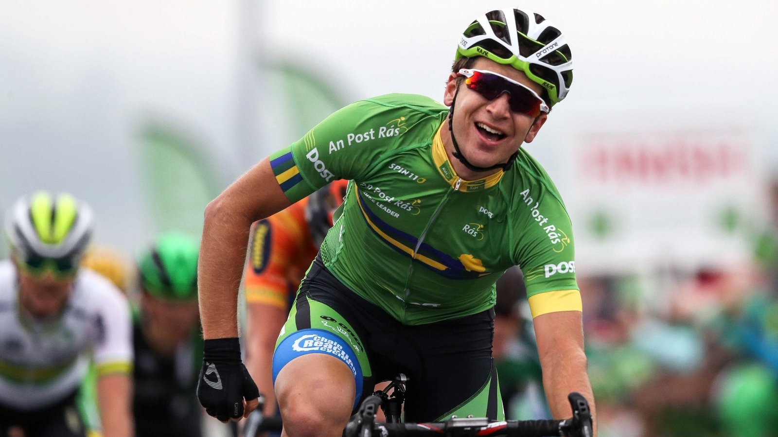 Aaron Gate bursts to Rás stage 6 triumph