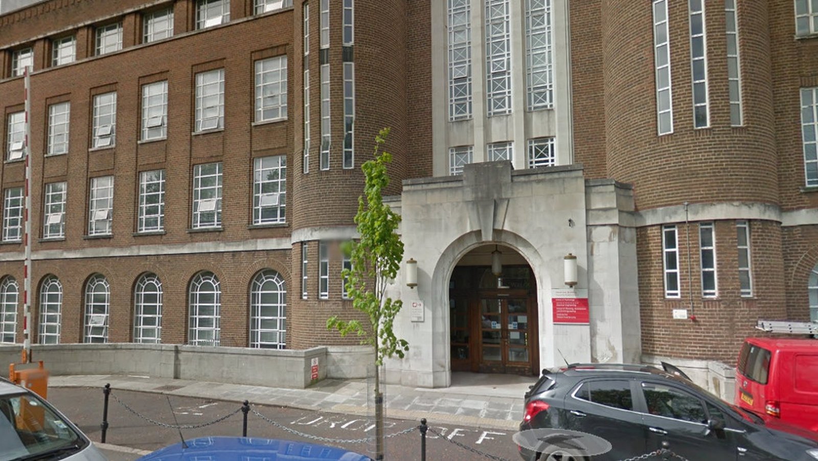 QUB science building damaged in fire