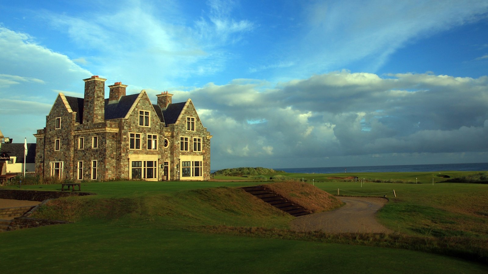 Trump values Doonbeg golf course between $25m-$50m
